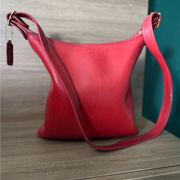 Coach | Bags | Vintage Coach Elegant Red Leather Shoulder Sac | Poshmark